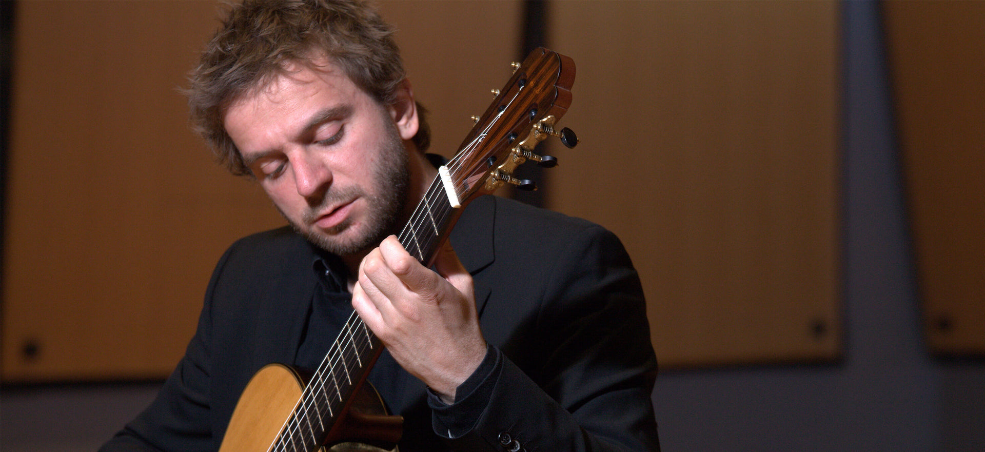 Marcin Dylla | D'Addario Artists